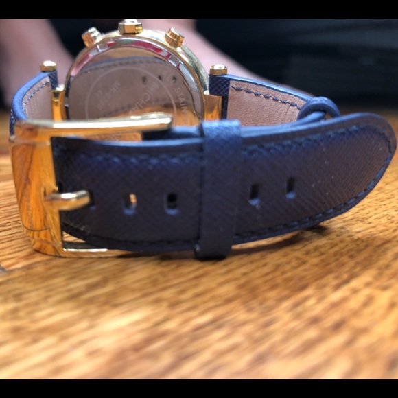 Michael Kors | Accessories | Gold Diamond Face Michael Kors Watch Mk228 ...